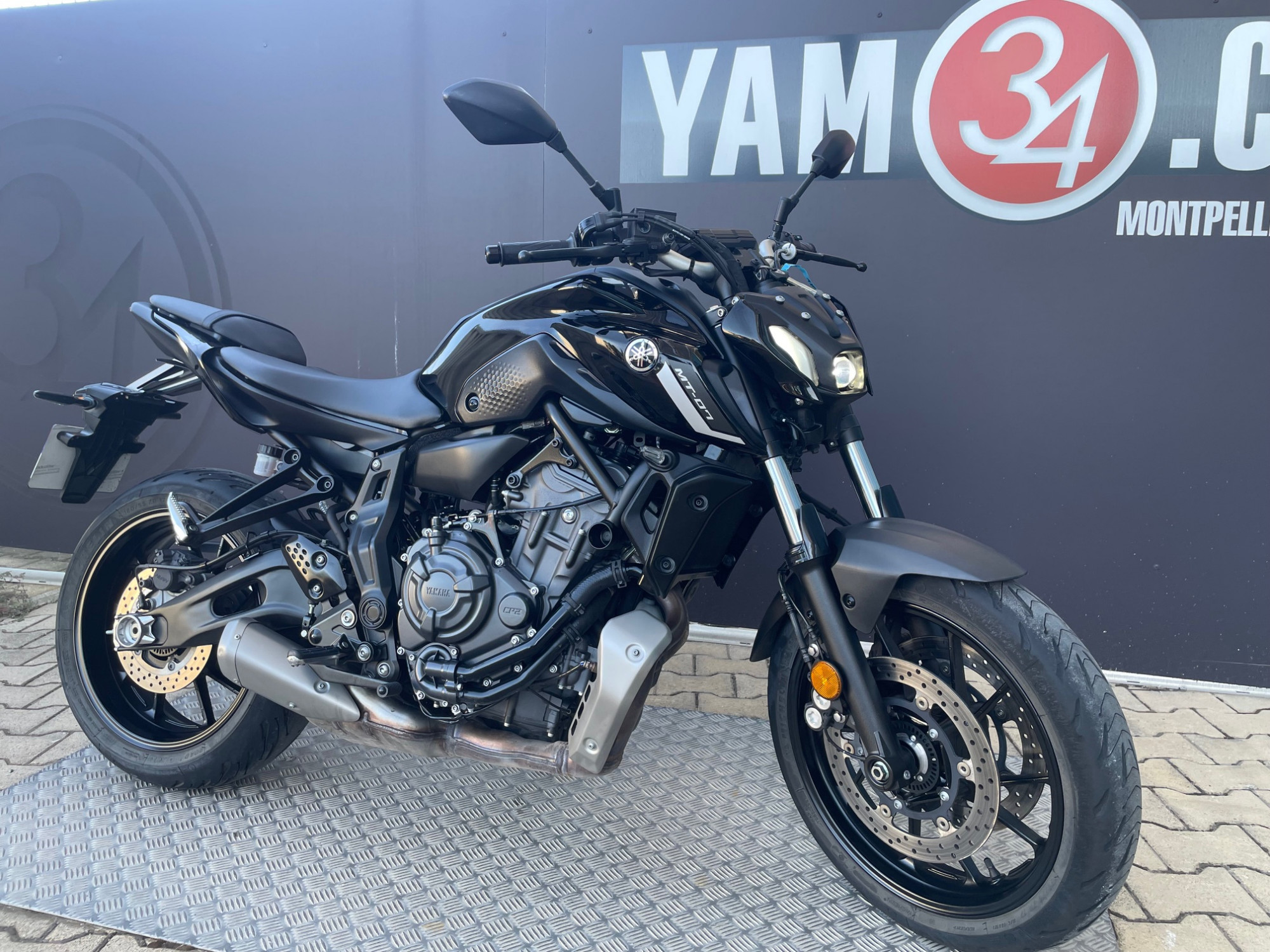 Moto YAMAHA MT-07 full occasion