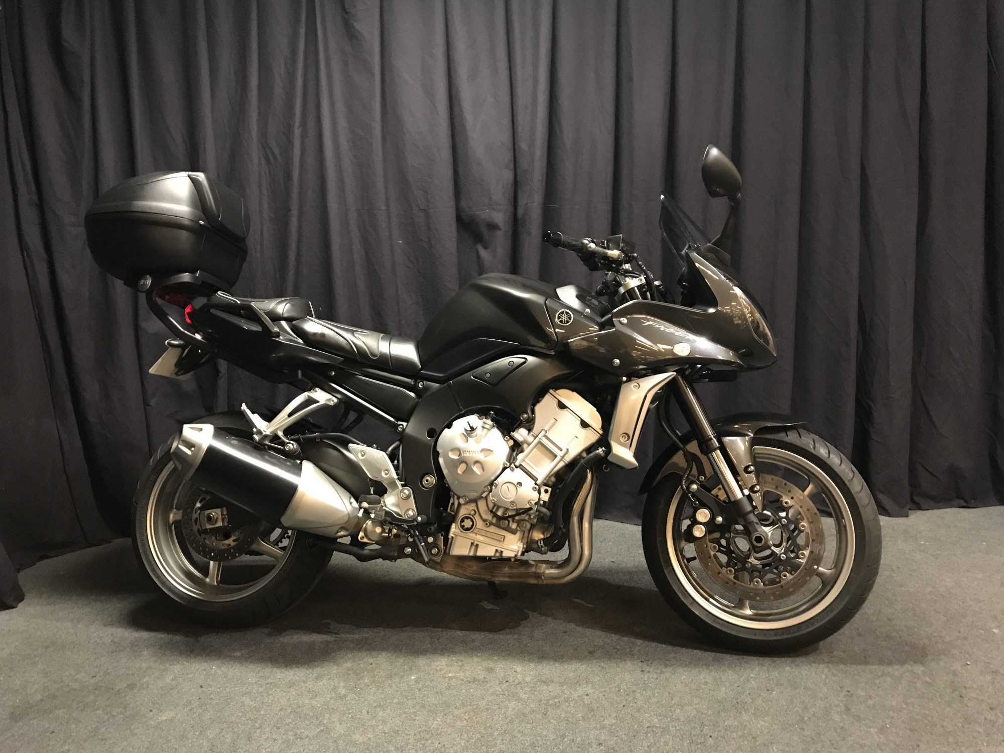 Moto YAMAHA FZ1 FAZER occasion